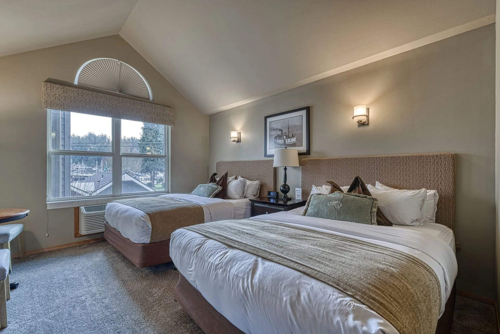 Take a Tour - Maritime Inn